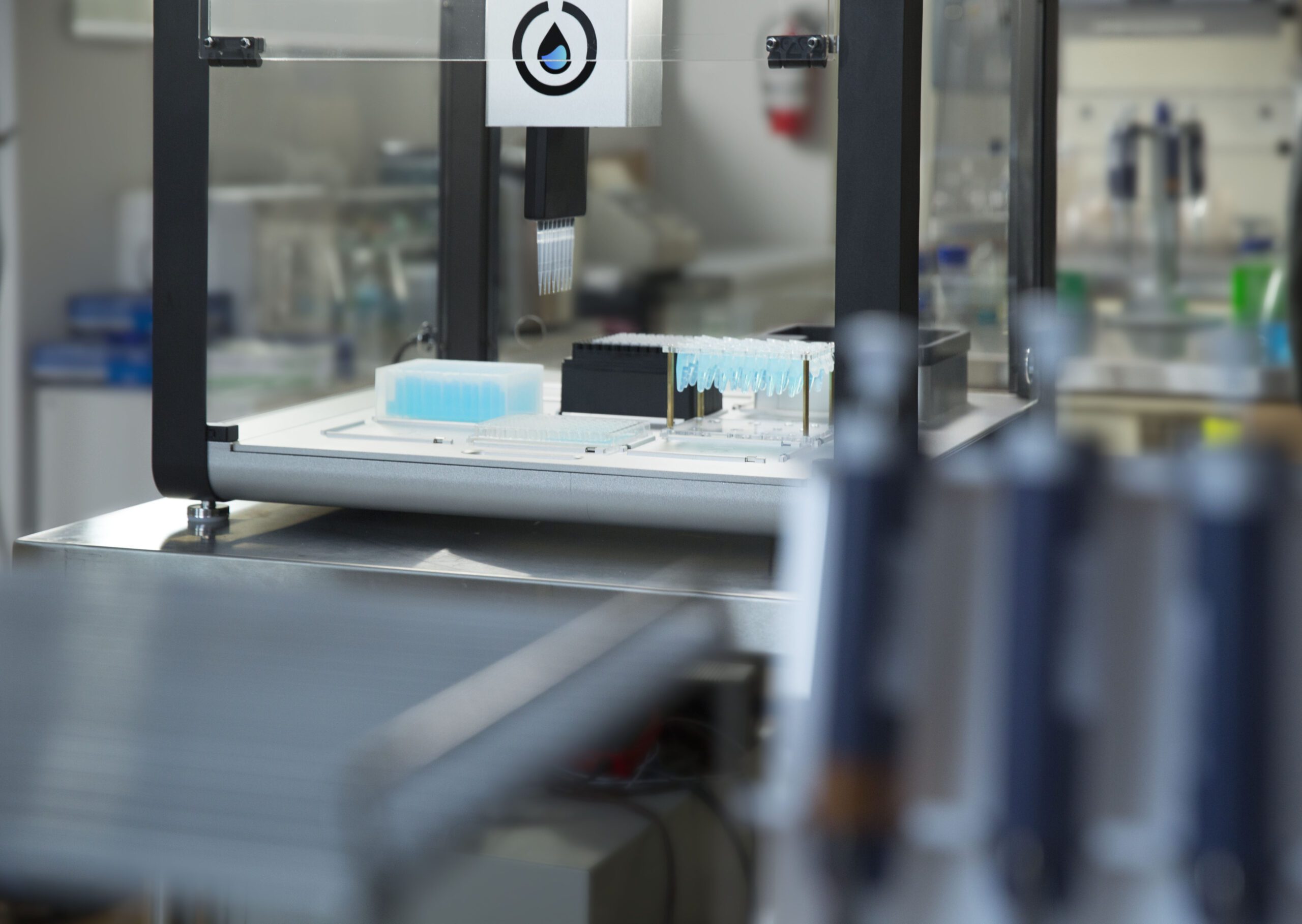 A cheap, pipette-wielding robot wants to take over boring research tasks - Opentrons中国官网